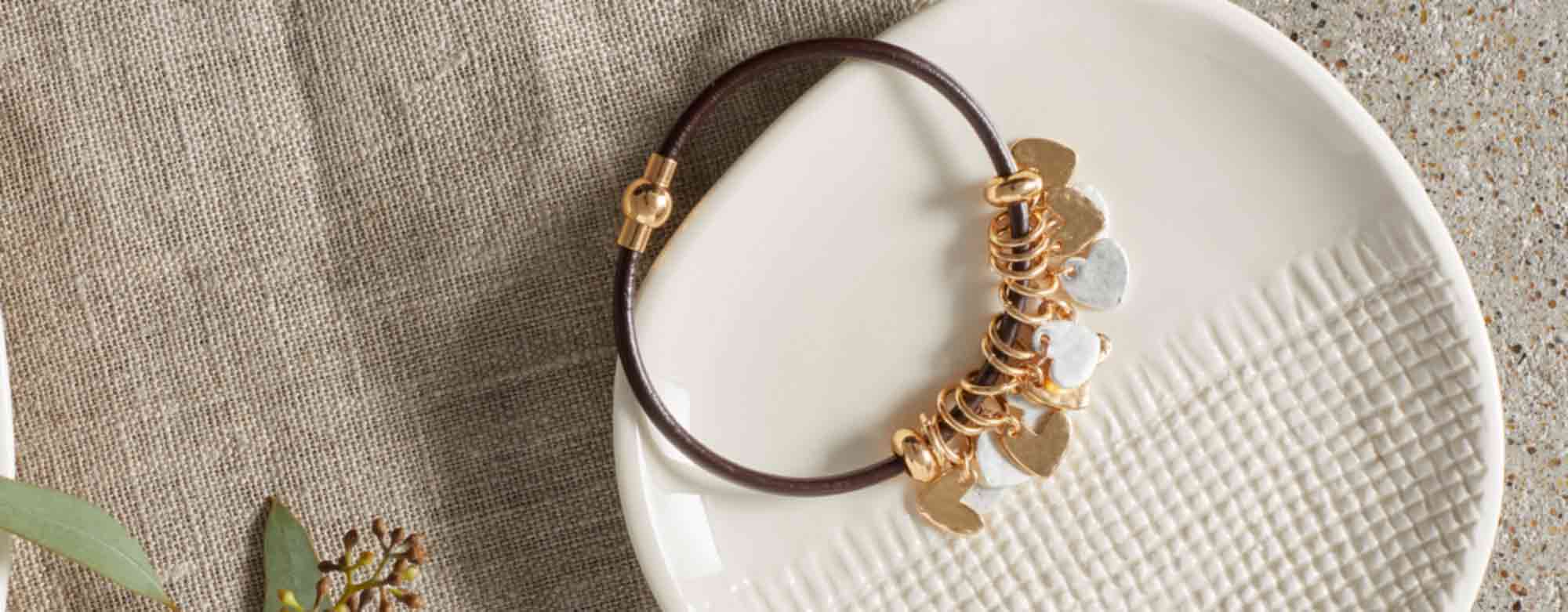 DEMDACO | Gifts, Fashion, and Decor to Lift the Spirit